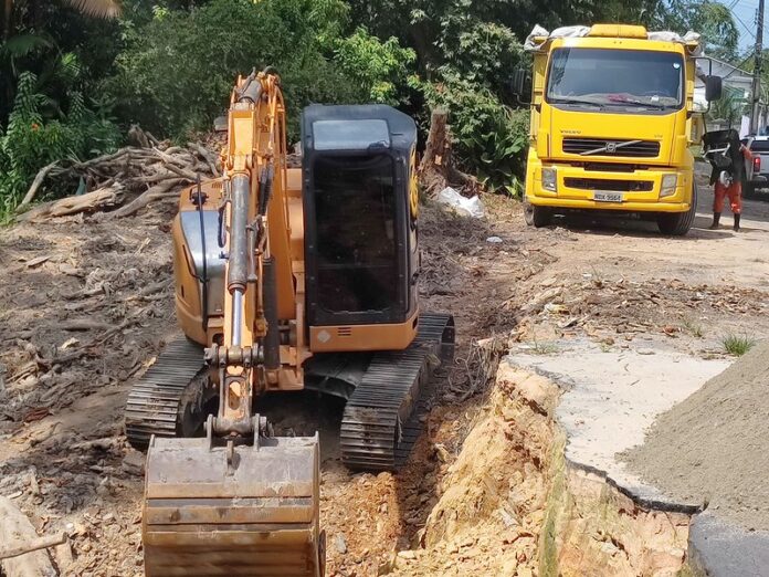 Prefeitura De Manaus Inicia Implantação De Rip Rap Para Conter Erosão